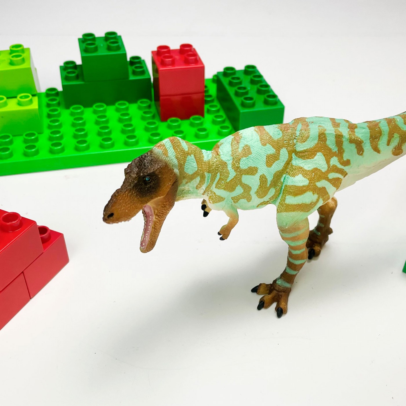 Safari Prehistoric World: Safari Albertosaurus dino 100