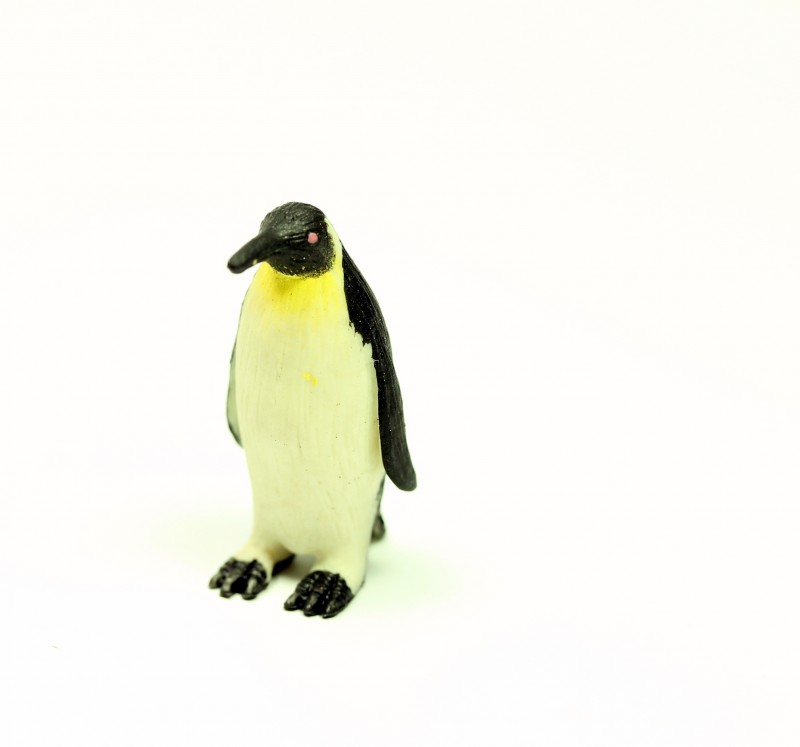 Safari Good Luck Minis: Safari Safari Emperor Penguin 3404e