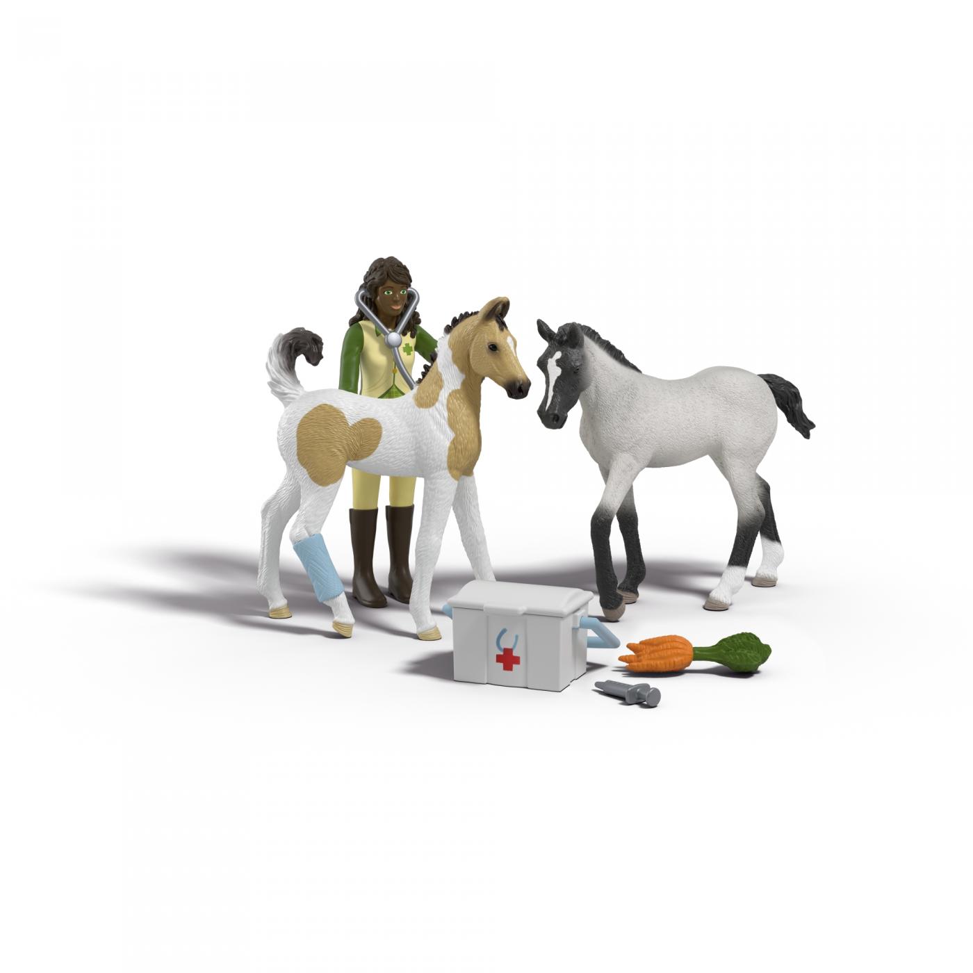 Schleich Horse Club Horses: Schleich Sarah's First Aid Kit 42777